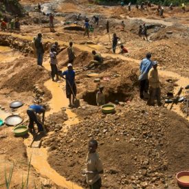 Small scale and artisanal miners - Mining Zimbabwe