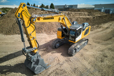 Liebherr Debuts R 9XX H2 Hydrogen-Powered Excavator - Mining Zimbabwe